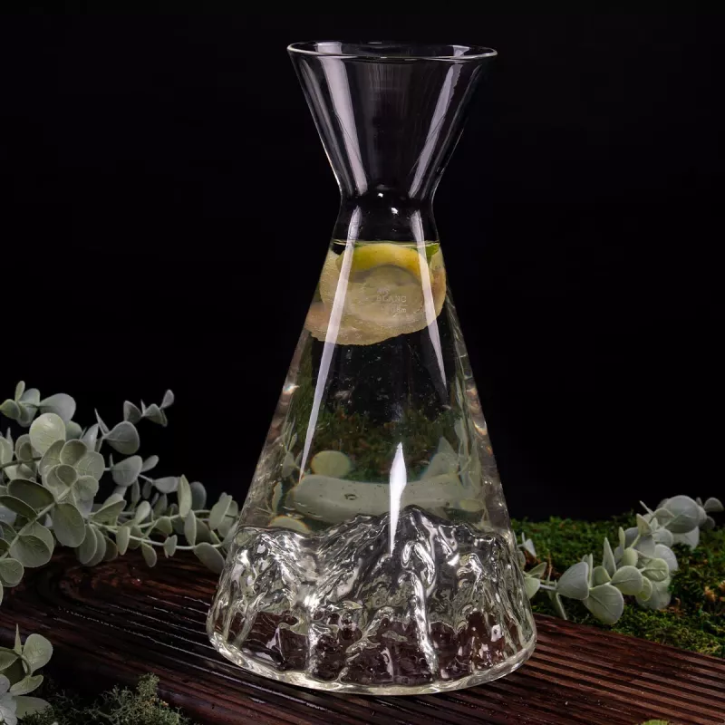 Carafes à Eau - Sobriété et Élégance pour la Table