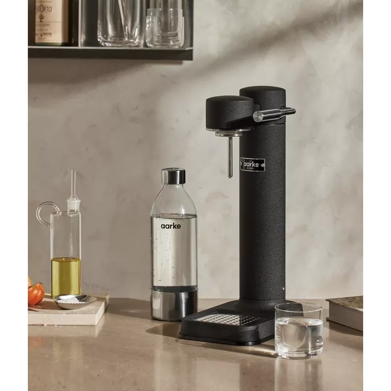 Machine à eau gazeuse SMEG noir mat