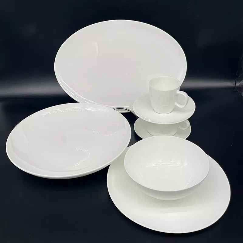 White perla Soucoupe 16 cm pour tasse 23 cl en porcelaine blanche CHIC